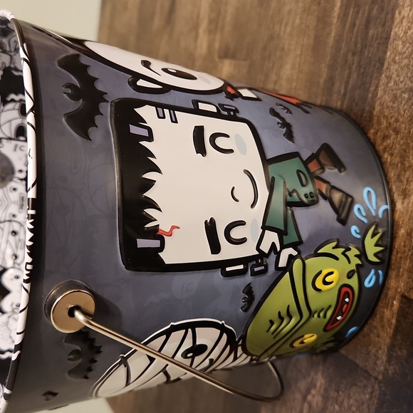 Universal Studio | Other | Amc Universal Studios Monster Popcorn Bucket ...